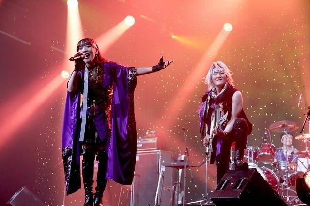 angelaがカナダの「OTAKUTHON 2015」でライブ 現地アニメファン2000人と大合唱 : ニュース - アニメハック