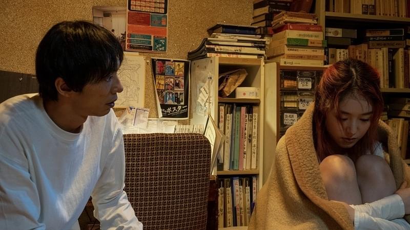 死体役ばかりの俳優とデリヘル嬢の運命の出会い 奥野瑛太×唐田えりか「死体の人」予告 フォトギャラリー8 映画ニュース 映画 Com