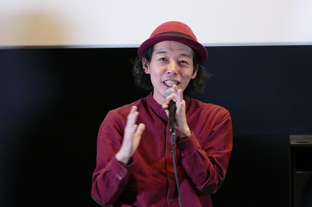 上田慎一郎監督、最新作「アングリースクワッド 公務員と7人の詐欺師」に“出演”していた！「僕、出てるんですよ。セリフありで」 フォトギャラリー3 映画ニュース 映画com 